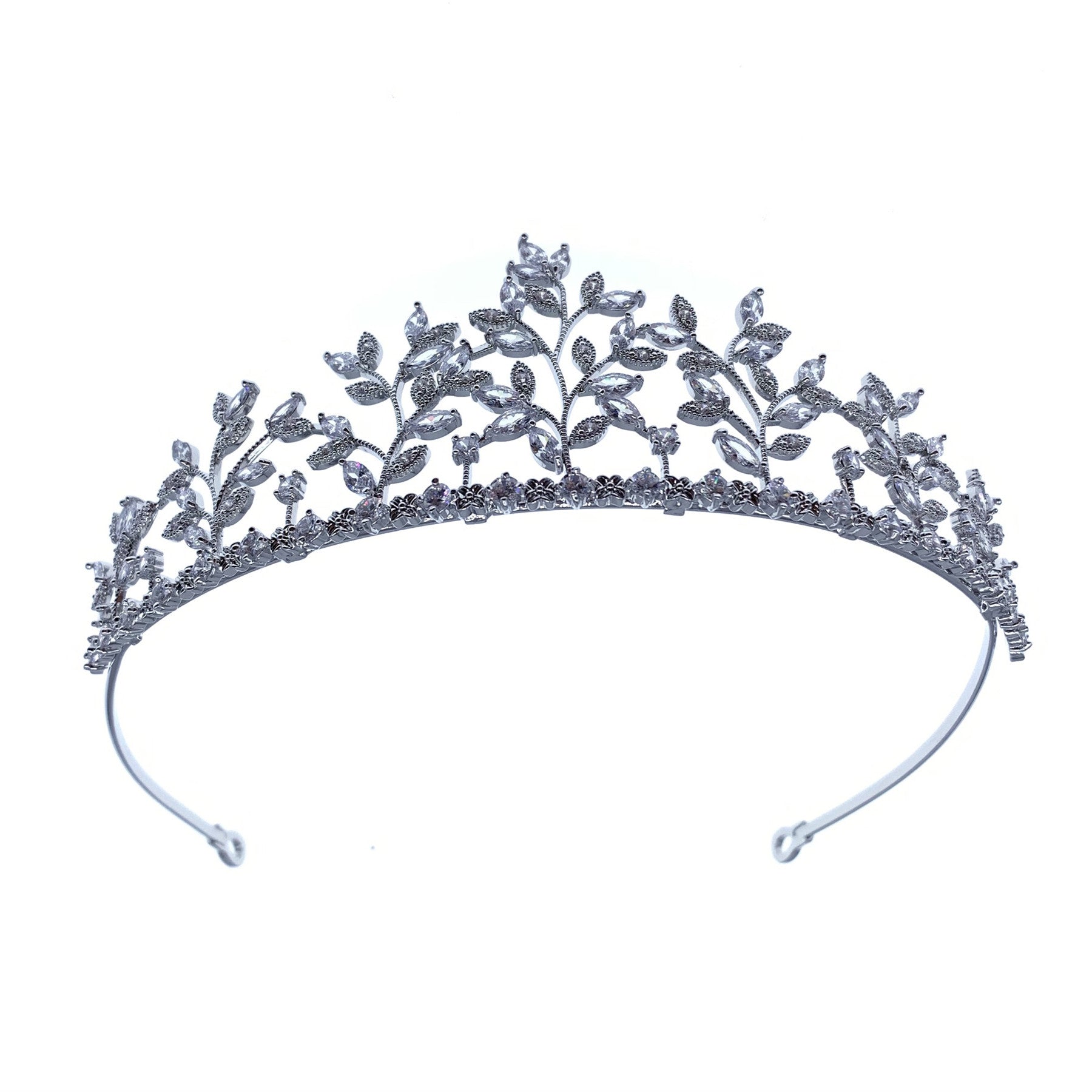 Luxury Tiaras – The Royal Look For Less