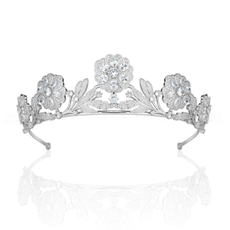 Strathmore Rose Tiara – The Royal Look For Less
