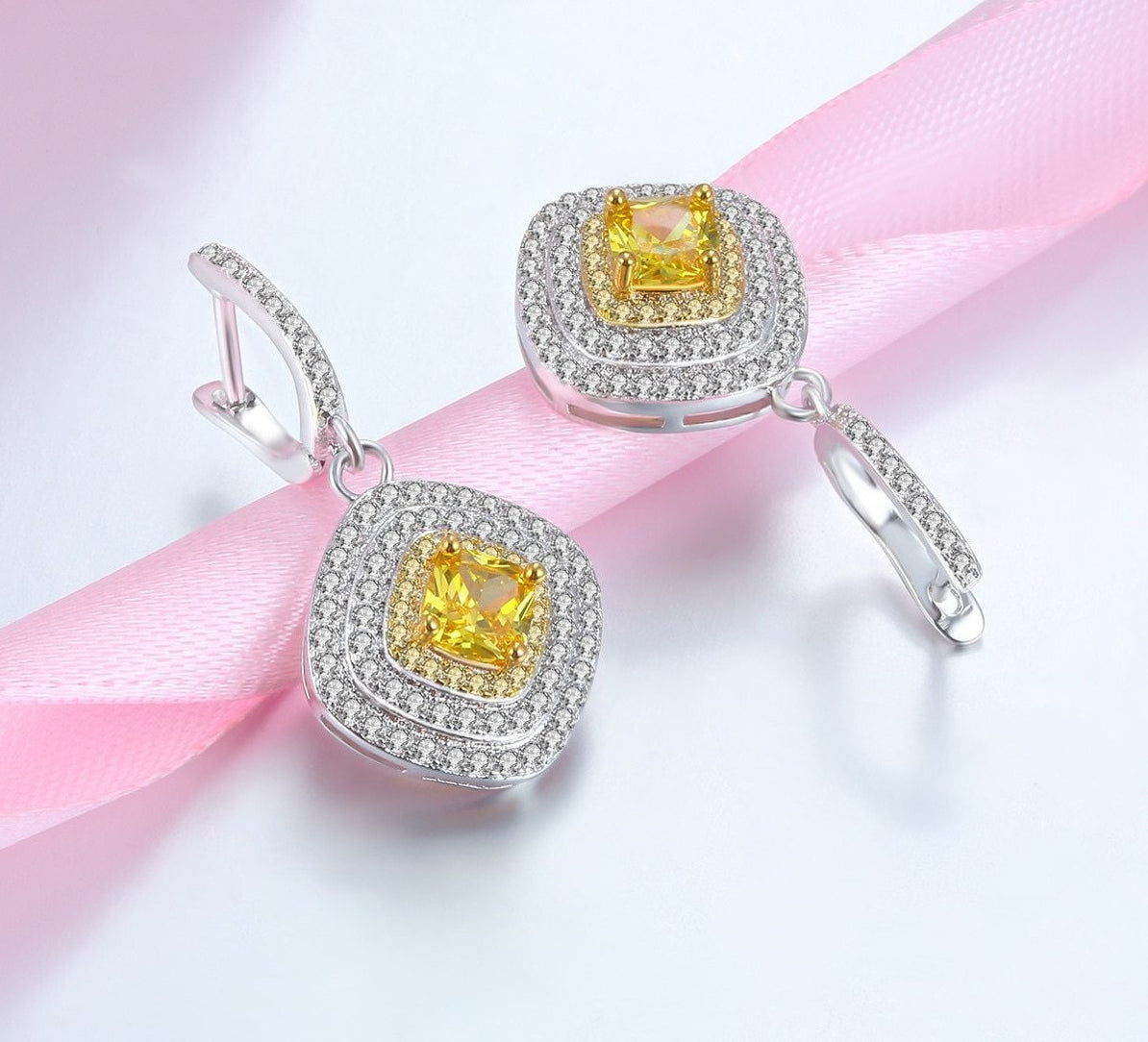 Royal Replica Jewelry – The Royal Look For Less